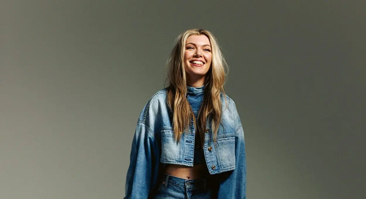 hannah mae - Hello Festival